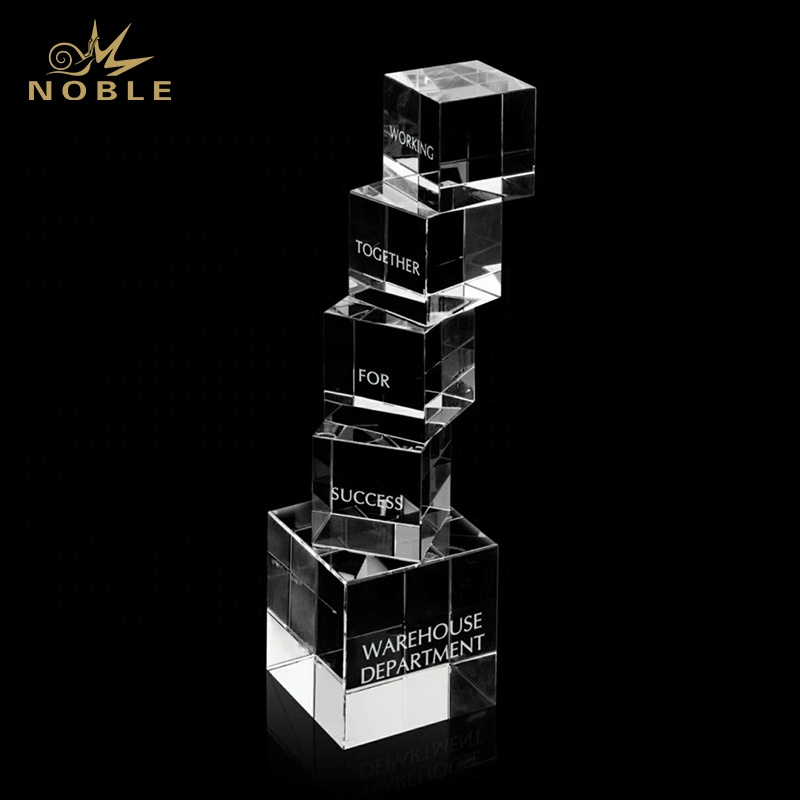 New Design Custom Engraving Ascent Award Crystal Cube Trophy Teamwork ...